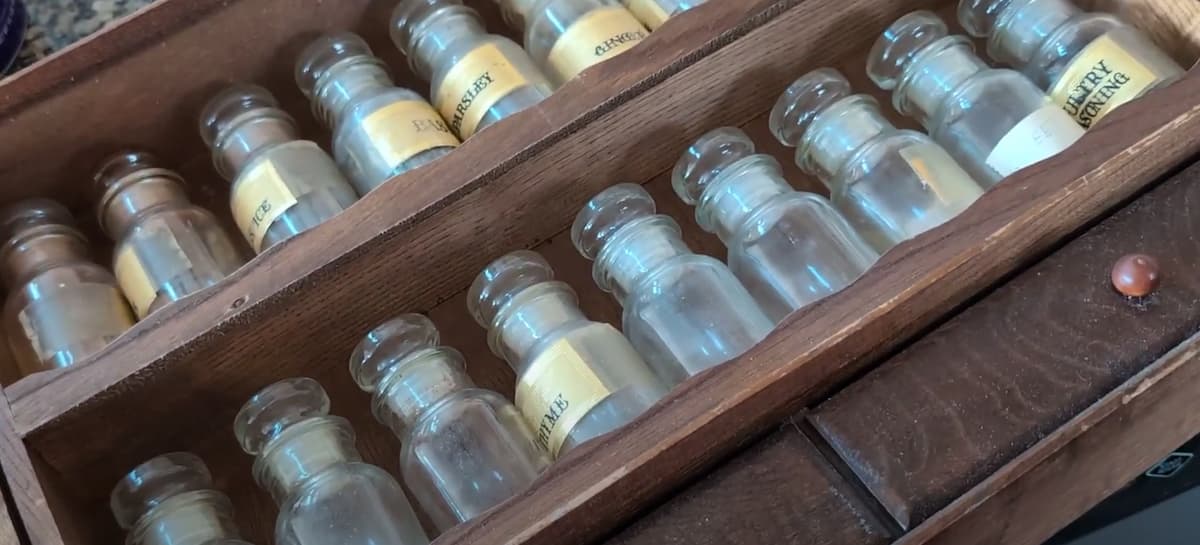 The Best Ways To Sell Ephemera In Your Vintage Booth - The Fifth ...