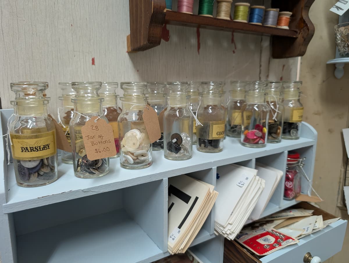 The Best Ways To Sell Ephemera In Your Vintage Booth - The Fifth Sparrow No More