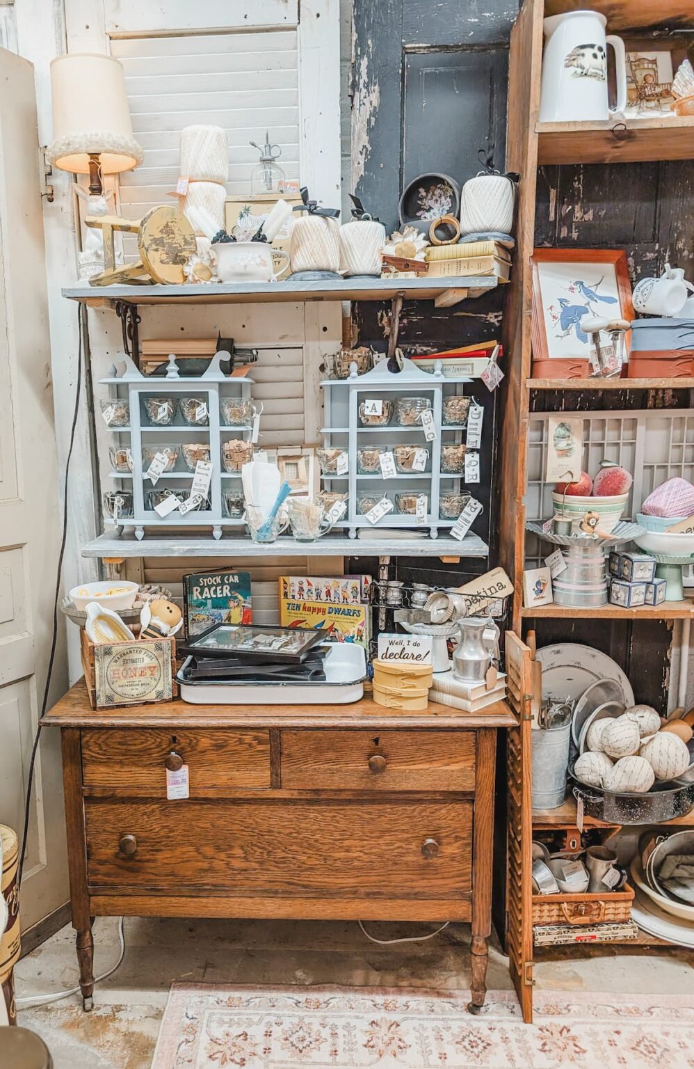 The Best Ideas For A Vintage Booth's Summer Displays - The Fifth Sparrow No More